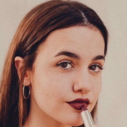 Celia Dail - Age, Bio, Family | Famous Birthdays