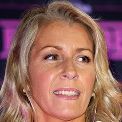 Sara Dallin - Age, Bio, Family | Famous Birthdays