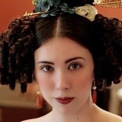 Asta Darling - Age, Bio, Family | Famous Birthdays