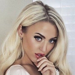 chaninatasha - Age, Bio, Family | Famous Birthdays