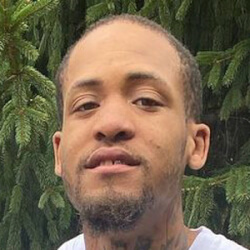 Lor Dee - Bio, Family | Famous Birthdays