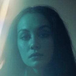 Meg Delacy - Age, Bio, Family | Famous Birthdays