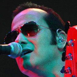 Robert Deleo - Age, Bio, Family | Famous Birthdays