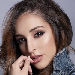 Sofia Delfino - Age, Bio, Family | Famous Birthdays