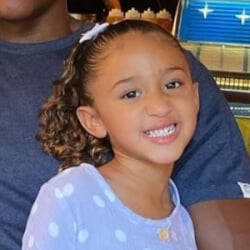 Londyn DLA Fam - Age, Bio, Family | Famous Birthdays