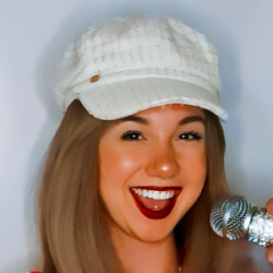 Sara Joe - Age, Bio, Family | Famous Birthdays