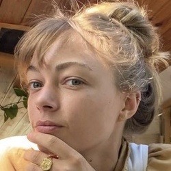 Hannah Lee Duggan - Age, Bio, Family | Famous Birthdays