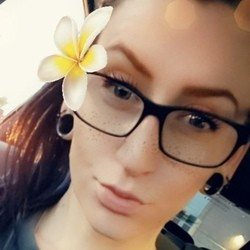DumpsterDivingMama - Age, Bio, Family | Famous Birthdays