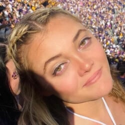 Julz Dunne - Age, Bio, Family | Famous Birthdays