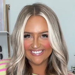 Caitlin Edmund - Age, Bio, Family | Famous Birthdays