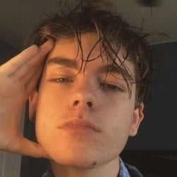 Famous Connors | Famous Birthdays