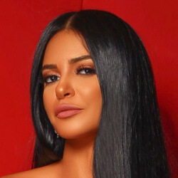 Marwa El Azaly - Age, Bio, Family | Famous Birthdays