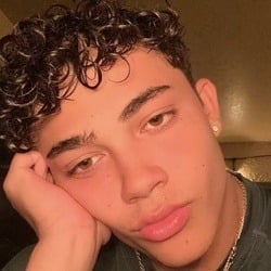 Famous Rowans | Famous Birthdays
