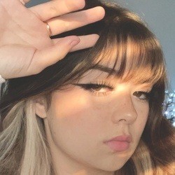 Camille Ellis - Age, Bio, Family | Famous Birthdays