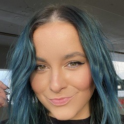 Emlyn - Age, Bio, Family | Famous Birthdays