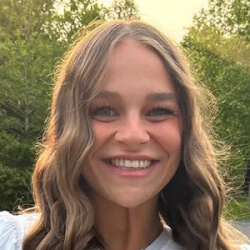 Abby Fay - Age, Bio, Family | Famous Birthdays