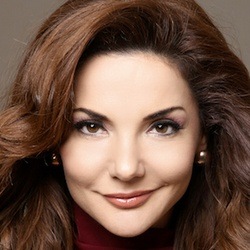 Laura Ferretti - Age, Bio, Family | Famous Birthdays