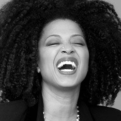 Lisa Fischer - Age, Bio, Family | Famous Birthdays