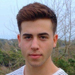Tal Fishman - Age, Bio, Family | Famous Birthdays