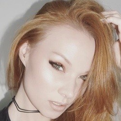 Alexys Fleming - Age, Bio, Family | Famous Birthdays