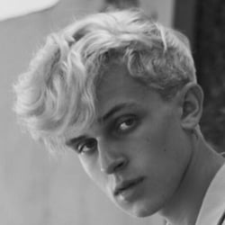 Jake Fleming - Age, Bio, Family | Famous Birthdays