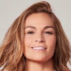 Jenny García - Age, Bio, Family | Famous Birthdays