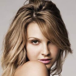 Beau Garrett - Age, Bio, Family | Famous Birthdays