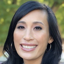 Jessica Gavin - Age, Bio, Family | Famous Birthdays