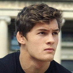 Okjohnnyboy - Age, Bio, Family | Famous Birthdays