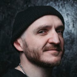 Leigh Gill - Age, Bio, Family | Famous Birthdays