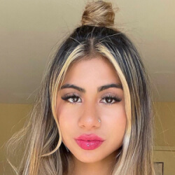 Ariana Gonzalez - Age, Bio, Family | Famous Birthdays