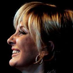 Googoosh - Age, Bio, Family | Famous Birthdays
