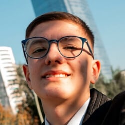 Yahea_xx - Age, Bio, Family | Famous Birthdays