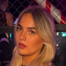 Ruby Grace (TikTok Star) - Age, Bio, Family | Famous Birthdays