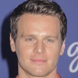 Jonathan Groff - Age, Bio, Family | Famous Birthdays
