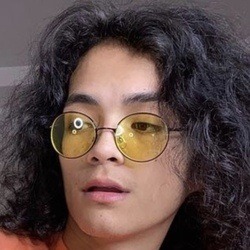 Groovy Mac - Age, Bio, Family | Famous Birthdays