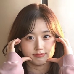 Haewon - Age, Bio, Family | Famous Birthdays