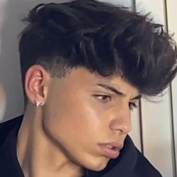Lukas Knopf Alter, Familie, Bio | Famous Birthdays