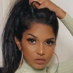 Carla Henry - Age, Bio, Family | Famous Birthdays