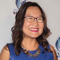 Helen Hong - Age, Bio, Family | Famous Birthdays
