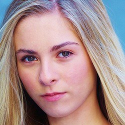 Kylah Davila - Bio, Family | Famous Birthdays