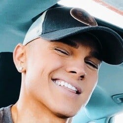 Cameron Tate Hoskins - Age, Bio, Family | Famous Birthdays