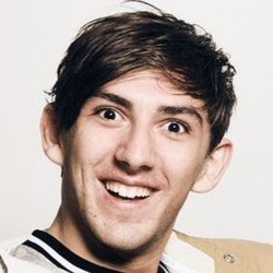 Harrison Houde - Age, Bio, Family | Famous Birthdays