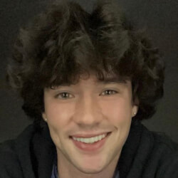 Kyle Howarth - Age, Bio, Family | Famous Birthdays