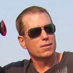 Brent Huff - Age, Bio, Family | Famous Birthdays