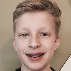 Andrew Hunt - Age, Bio, Family | Famous Birthdays