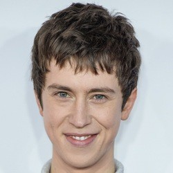 Angus Imrie - Age, Bio, Family | Famous Birthdays