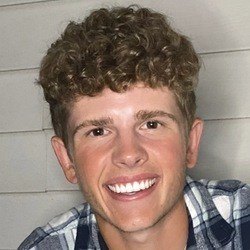 Tommy Gunz - Bio, Family | Famous Birthdays