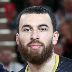 Mike James (Basketball Player) - Age, Bio, Family | Famous Birthdays