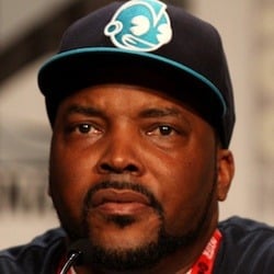 Carl Jones - Age, Bio, Family | Famous Birthdays